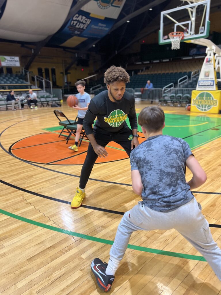 Home New - Trevis Wyche Basketball